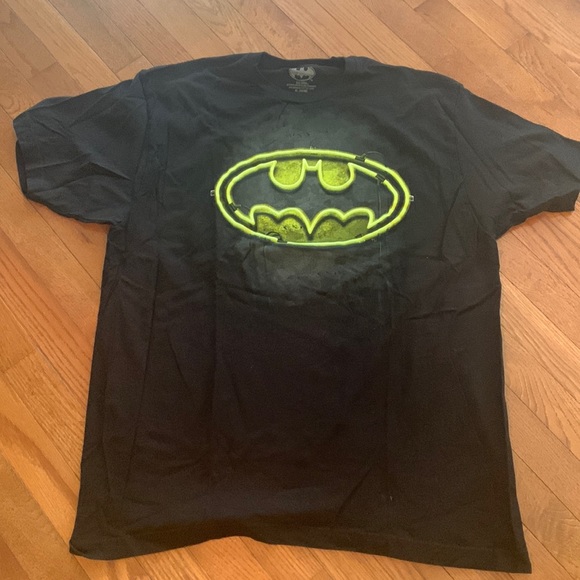 Batman | Shirts | Batman Tshirt | Poshmark